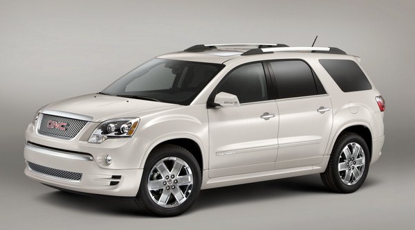 Review: the 2011 GMC Acadia Denali is an 'old school' GM that needs ...