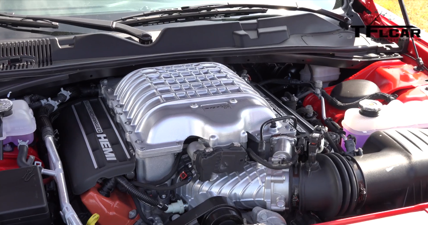 Challenger Hellcat 2015 Engine