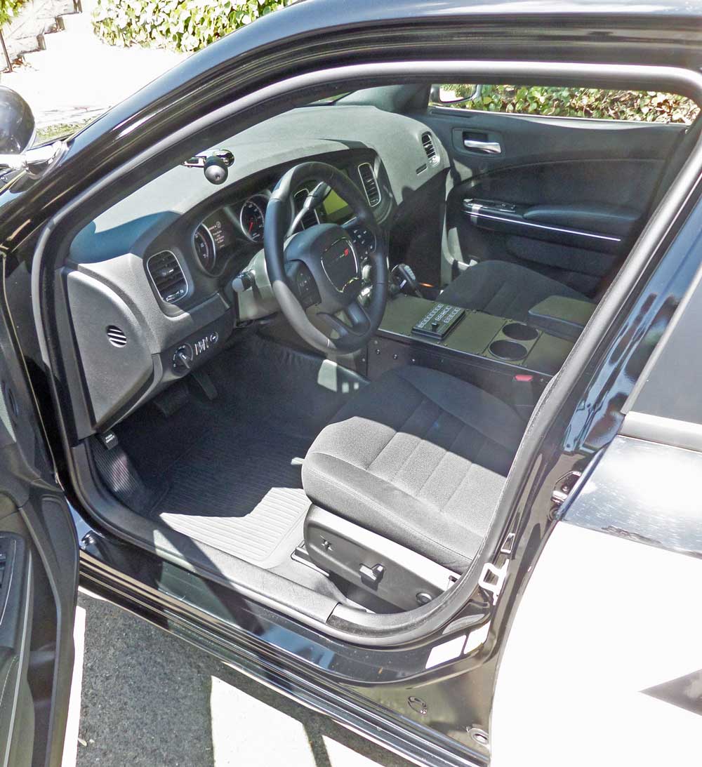 2015 Dodge Charger Pursuit Police Vehicle: View From the Other Side ...