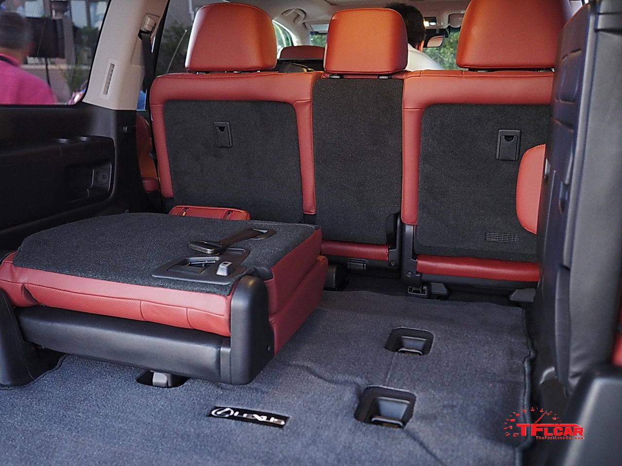 Refreshed 2016 Lexus LX 570 Unveiled at Pebble Beach - The Fast Lane Car