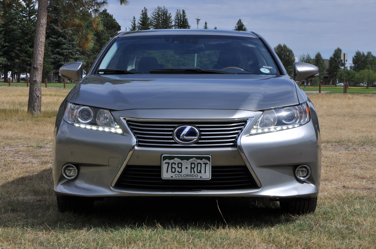 2015 Lexus ES300h: Full Review | TFLCar.com: Automotive News, Views and ...