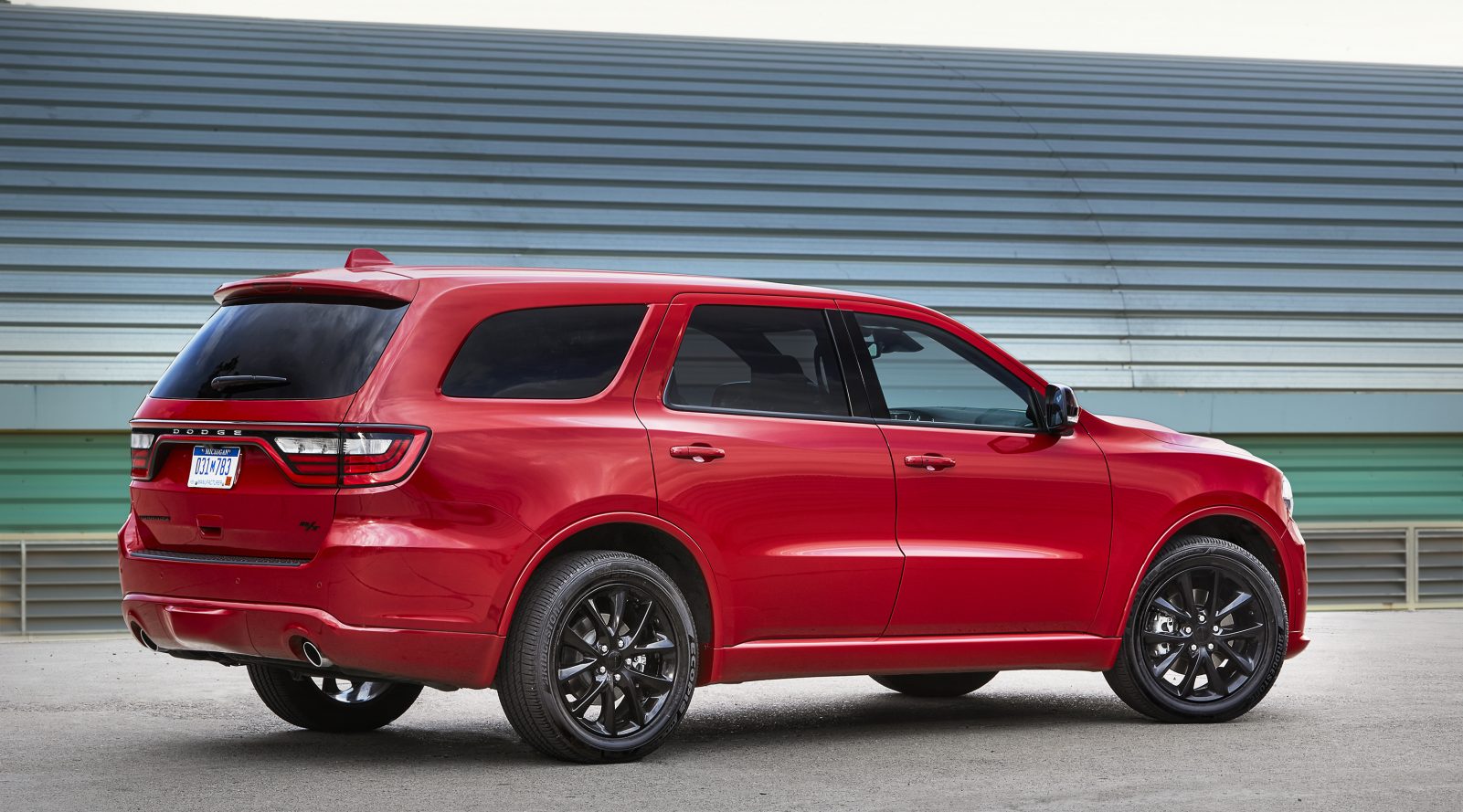 2018 Dodge Durango R/T: Boldly-Styled Three-Row Crossover with V8 Power ...