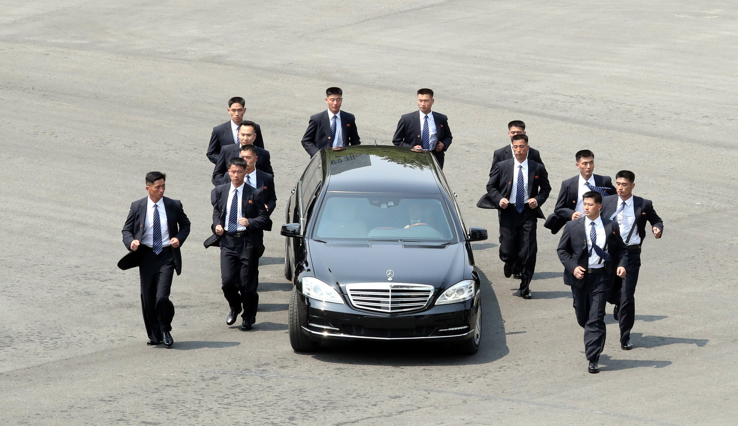 Pimp My Armored Limousine: Here Are the Top 5 Chariots of Choice for ...